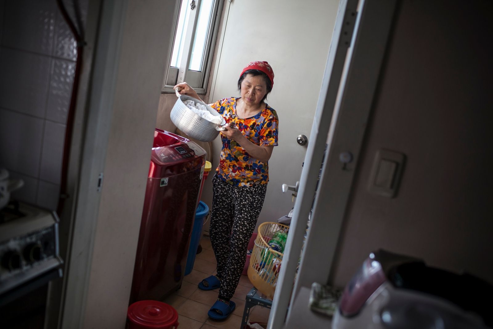 Morning No. 1 Zac / Short poem on household chores