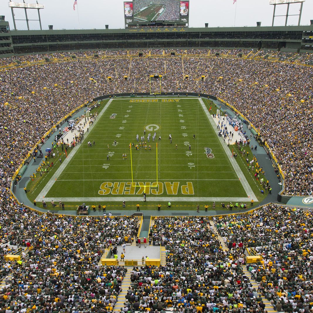 Packers Podcast / 7.31.17: Highlights from the first padded practice