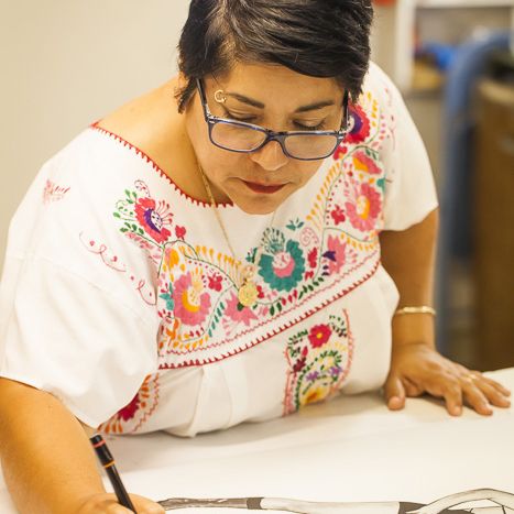 Latinos Who Lunch / Episode 118: Alma Lopez