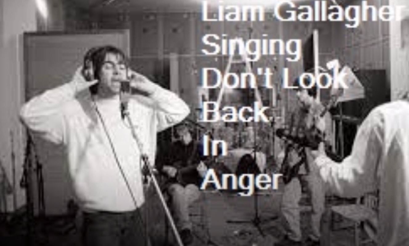 The Oasis Podcast / Liam Gallagher 1995 Singing Don't Look Back In Anger!