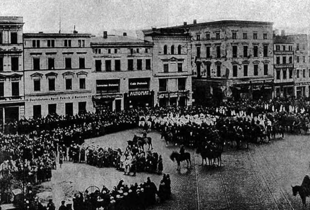 The John Batchelor Show / 3/8: The Russo-Ukrainian War: The Return of History. Hardcover – May ...