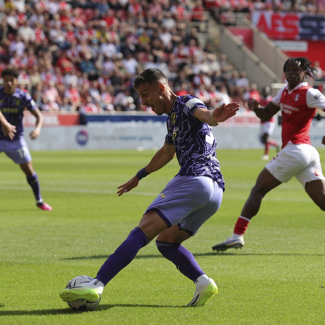 The PinkUn Norwich City Podcast / EXCLUSIVE INTERVIEW: Jordan Hugill on ...