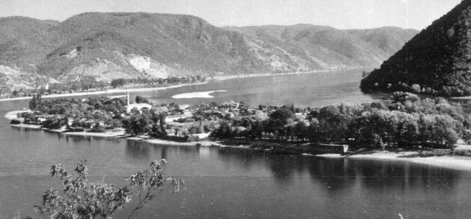 The John Batchelor Show / #EU: #Romania: On the front line of the ...