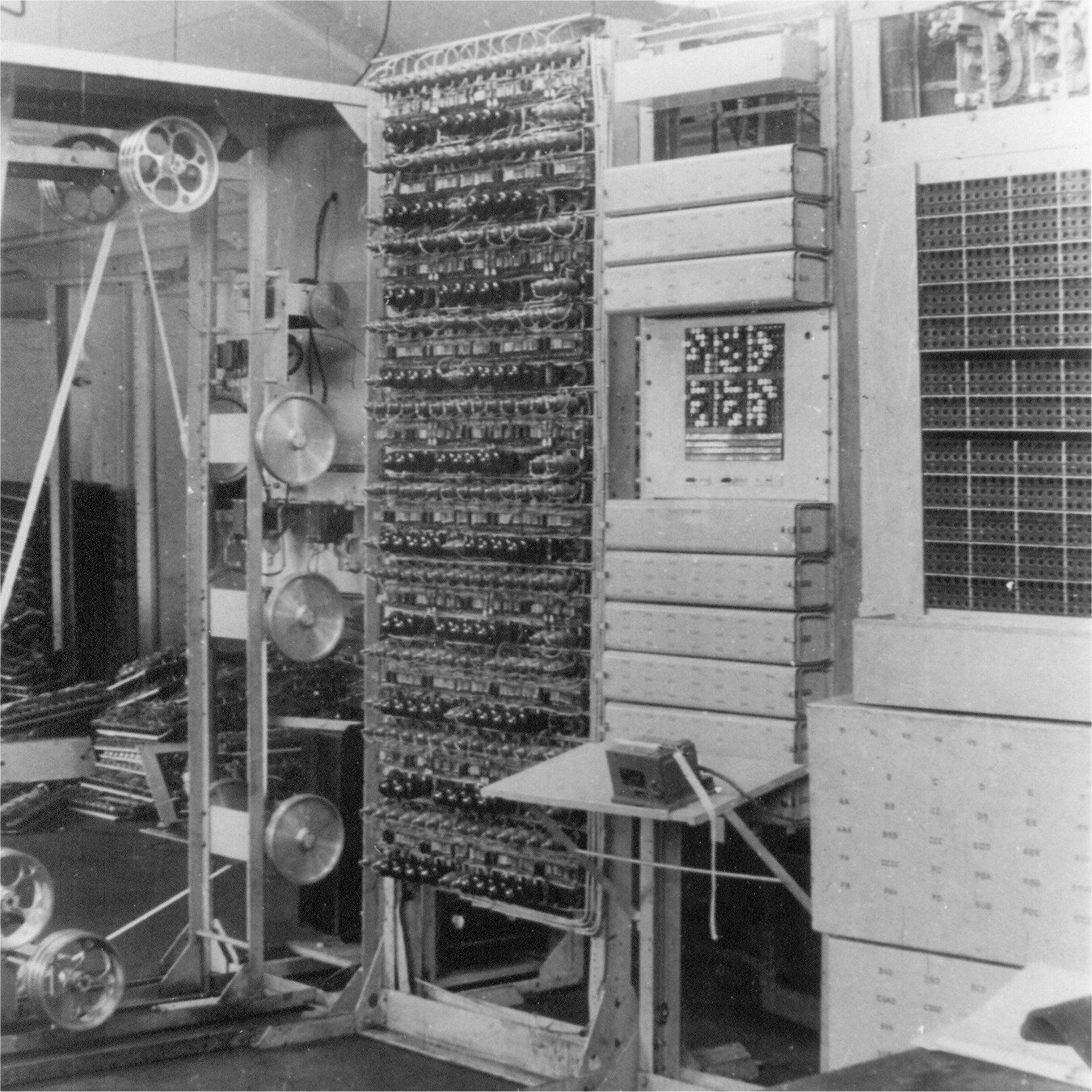 Bletchley Park / E160 - Colossus in Context Part 2
